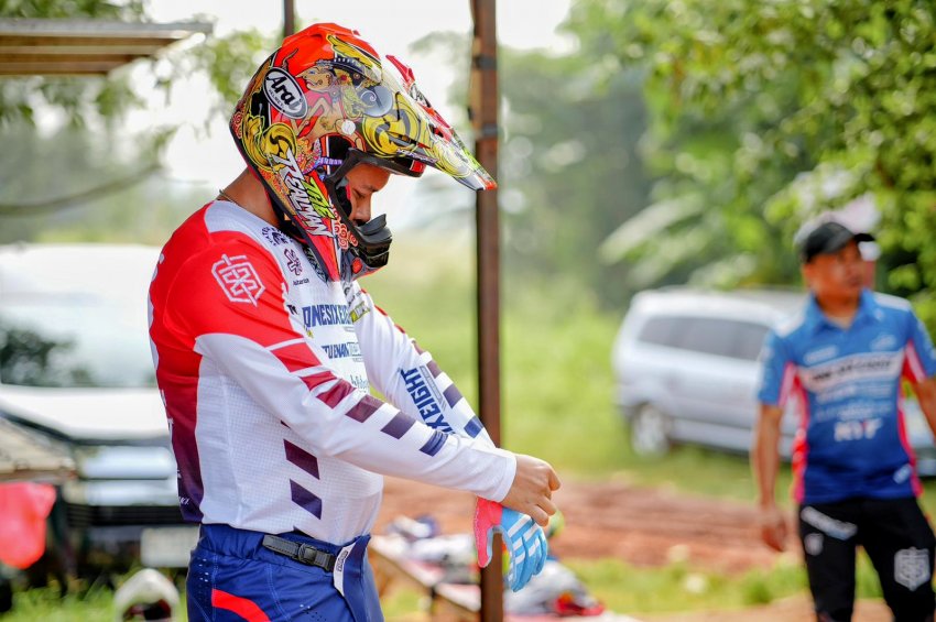 Raker Executive Motocross Jatim Tahun Anggaran 2023 (7/1/2023) : SUSUN ... Raker Executive Motocross Jatim Tahun Anggaran 2023 (7/1/2023) : SUSUN ...